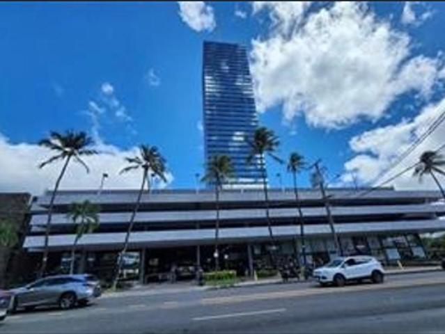 Kalakaua Ave