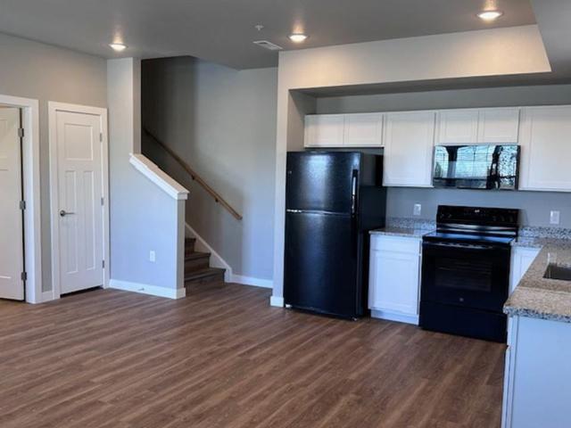 Kaleidos 4 Bedroom Apartment for Rent at 1810 Kaleidos Vw, Colorado Springs, CO 80916 Gateway Park