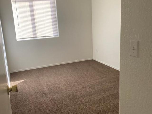 Kalinkin, Alexander Mohave 4 Bedroom Apartment for Rent at 1110 E Mohave St, Phoenix, AZ 85034 Nuestro Barrio