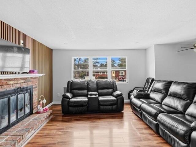 Kalmia Rd, Holbrook, Home For Sale