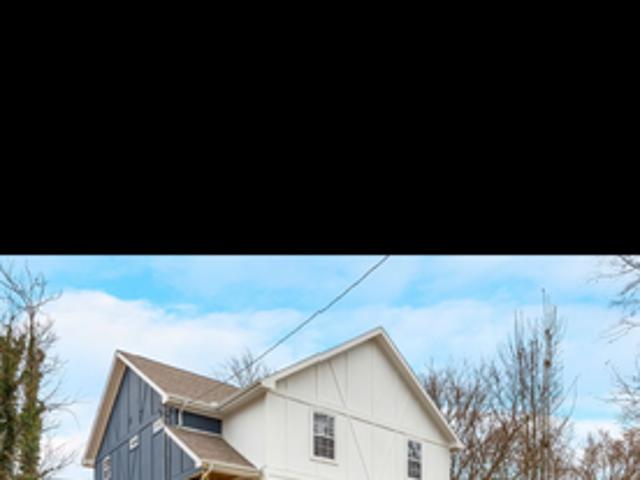 Kara S is offering a Room For Rent in Germantown Nashville, Nashville in October 2026 $0.00