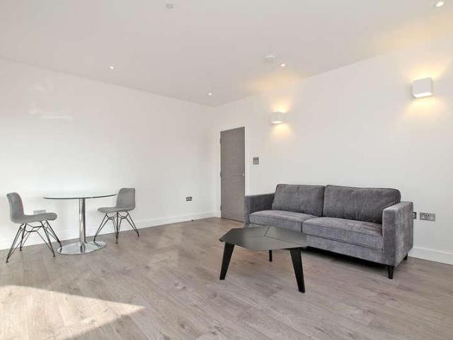 Karam Court, Commercial Road, Whitechapel, London, E1