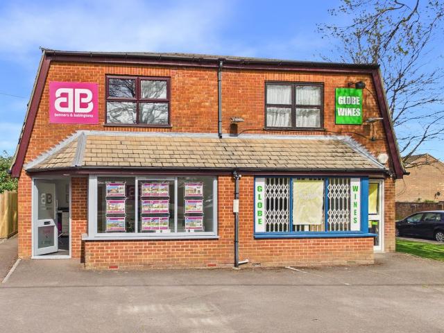 Karenza, Wycombe Road, Stokenchurch, Buckinghamshire HP14, 1 bed flat to rent, £1,195 pcm | PrimeLocation