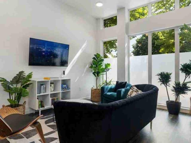 Karsti Apartments Studio Apartment for Rent at 1503 Nw 59th St, Seattle, WA 98107 Adams