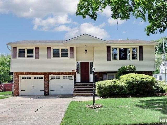 Kastler Ct, New Milford, Home For Sale