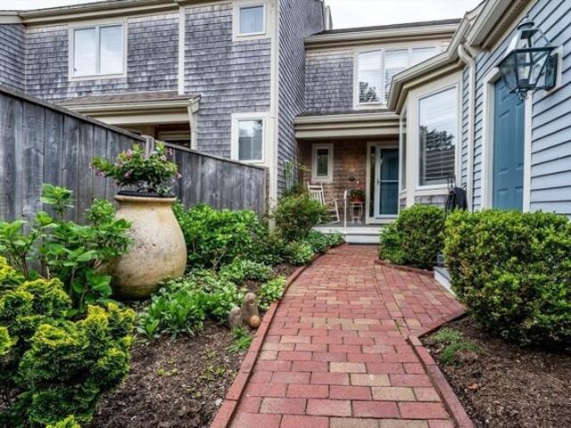 Kates Path Unit,yarmouth, Condo For Sale