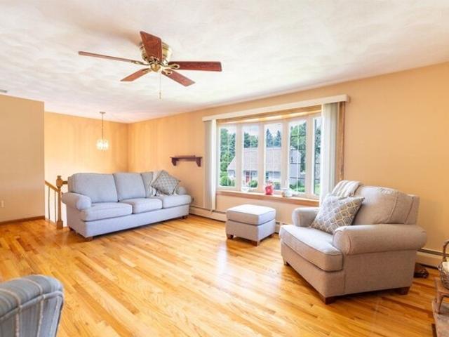 Kathleen Dr, Warren, Home For Sale