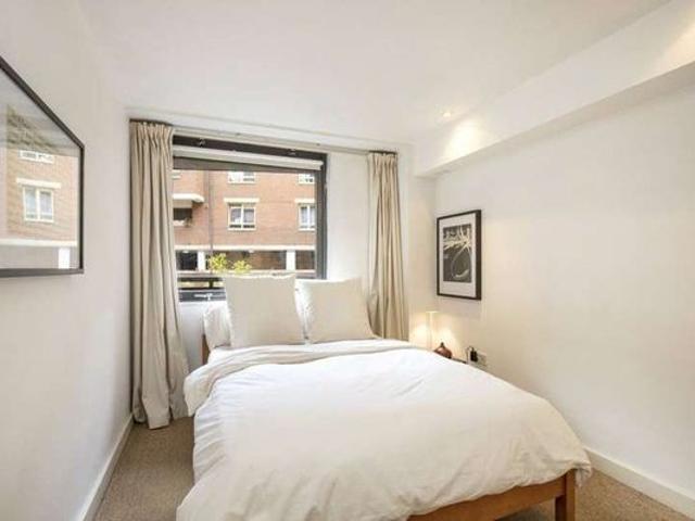 Kathleen Has an Apartment