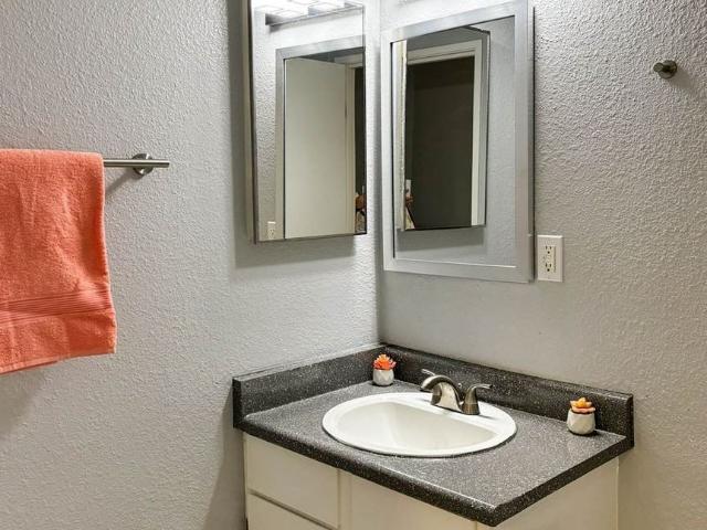 Katie Court Apartments Studio Apartment for Rent at 3890 E Katie Ave, Las Vegas, NV 89119