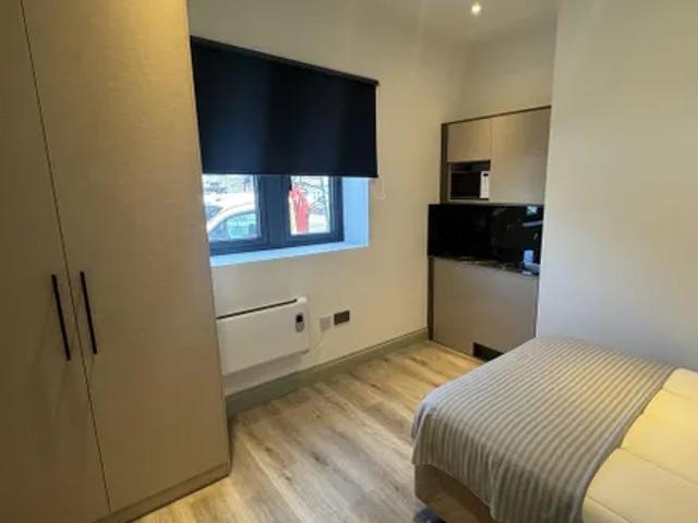 Katie's Playpen, Blackfen Road, London, DA15 8PW, United Kingdom | Room for rent #167580970 | Rentberry