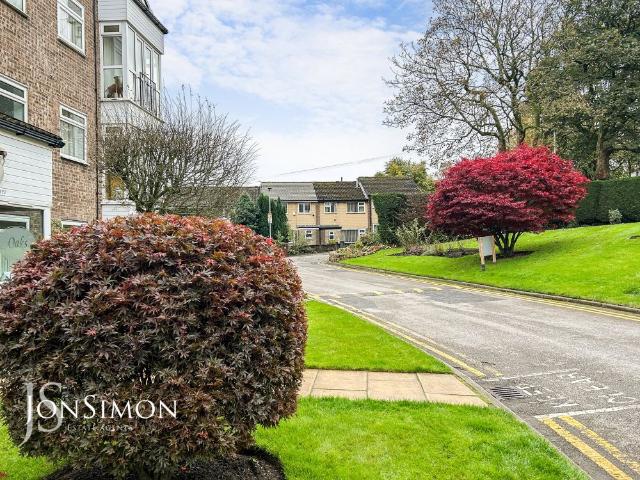 Kay Brow, Ramsbottom