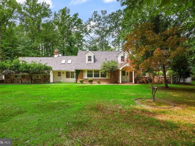 Kay Dr W, Cherry Hill, Home For Sale