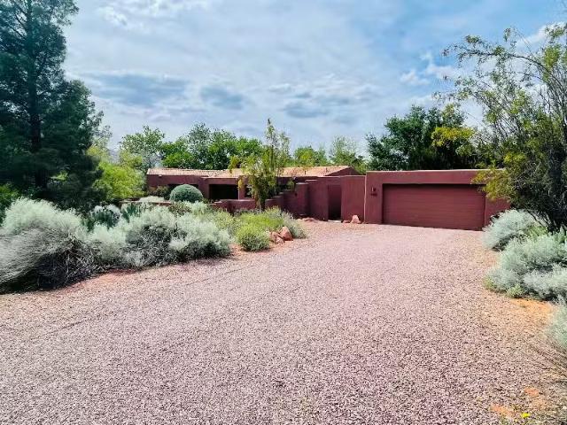 Kayenta Home 1448 W Sandhill Cir