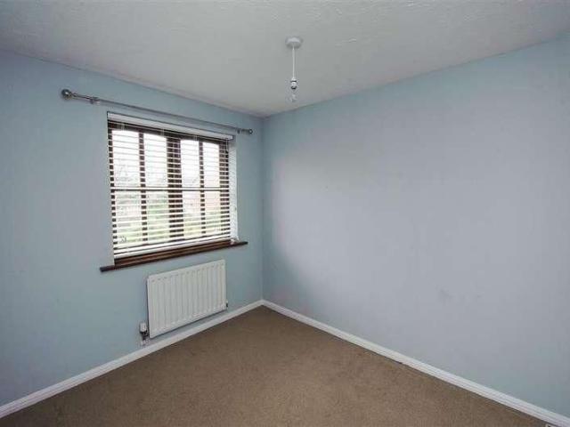 Kember Close, CF3