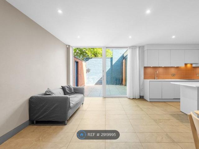 Kember Street, London N1, 2 bed flat to rent, £3,200 pcm | PrimeLocation