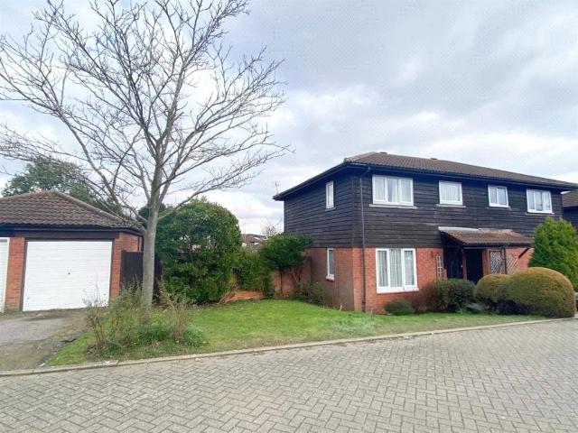 Kemble Court, Downhead Park, Milton. 3 bed semi detached house to rent £1,550 pcm £358 pw