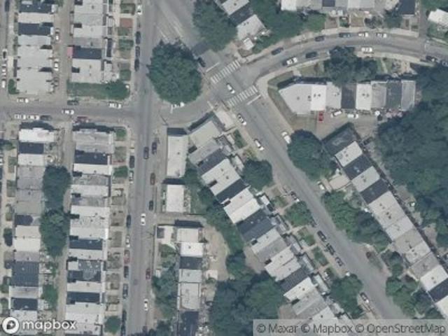 Kemble Ave