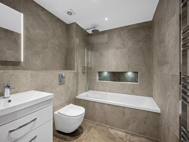 Kembrey Park, Upper Stratton, Swindon SN2, 2 bed flat to rent, £1,200 pcm | PrimeLocation