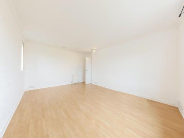 Kemnay Gardens, Douglas and Angus, Dundee, DD4