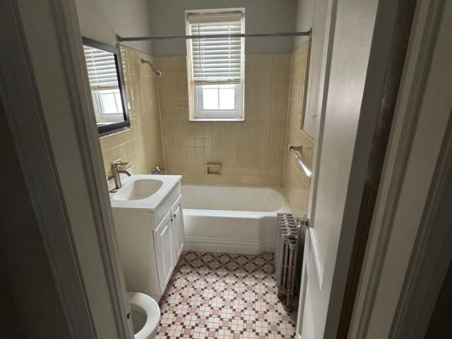 Kemper Place 2 Bedroom Apartment for Rent at 2525 Kemper Rd, Shaker Heights, OH 44120 Shaker Heights