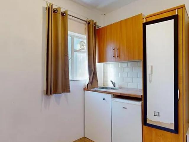 Kempsford House Apartments, 45 Kempsford Gardens, London, SW5 9LA, United Kingdom | Room for rent #139543959 | Rentberry