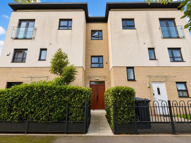 Kempster Gardens, Salford M7, 1 bed flat to rent, £950 pcm | PrimeLocation