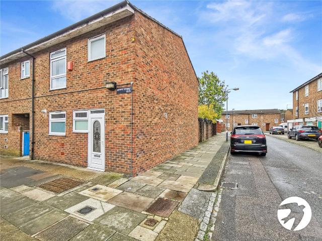 Kempt Street, London SE18, 3 bed end terrace house to rent, £2,000 pcm | PrimeLocation