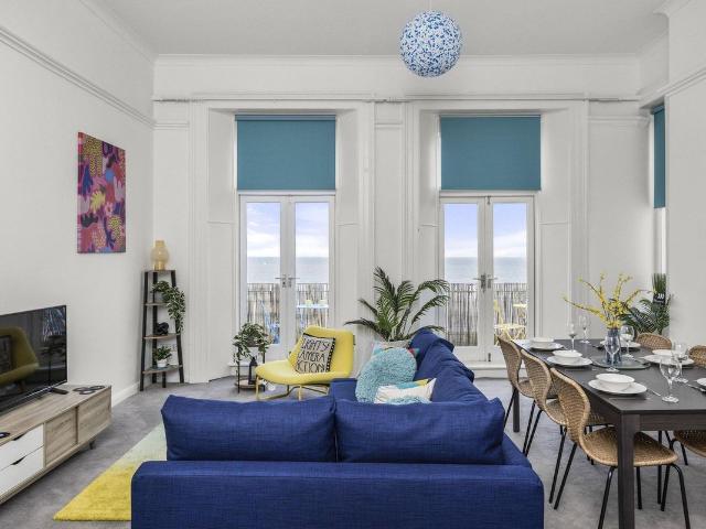 Kemptown BN2, 2 bed flat to rent, £2,628 pcm | PrimeLocation