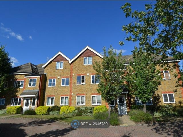Kempton Avenue, Sunbury On Thames TW16, 2 bed flat to rent, £1,795 pcm | PrimeLocation