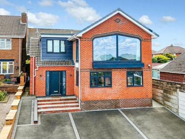 Kempton Drive, Arnold, 5 Bedroom Detached