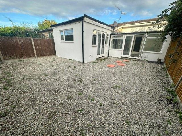 KEMSING GARDENS 3 bed house share to rent £1,440 pcm £332 pw