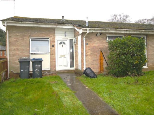Kemsing Gardens STUDENT/SHARER. 5 bed semi detached bungalow to rent £1,975 pcm £456 pw