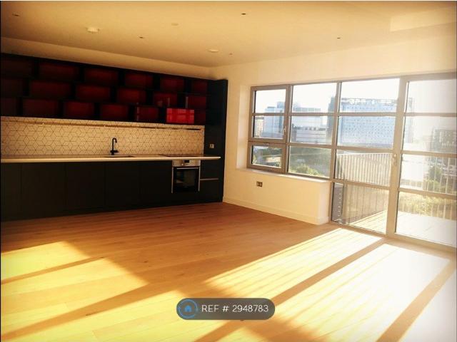 Kent Building, London E14, 2 bed flat to rent, £2,750 pcm | PrimeLocation