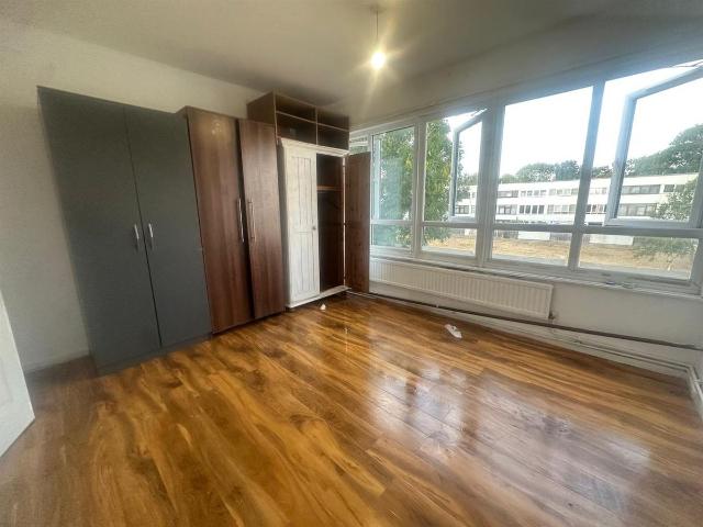 Kent Close, Mitcham CR4, 1 bed property to rent, £1,400 pcm | PrimeLocation