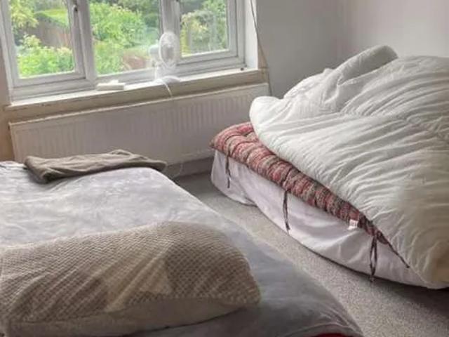 Kent House Road, London, BR3 1JQ, United Kingdom | Room for rent #167864129 | Rentberry