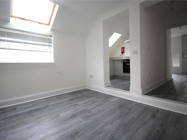 Kent Road, Gravesend, Kent, DA11 1 bed apartment to rent £1,000 pcm £231 pw