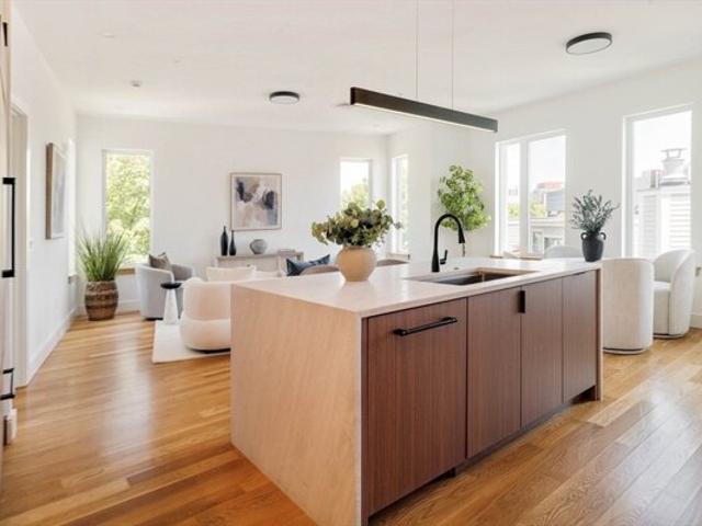 Kent St Apt,brookline, Condo For Sale