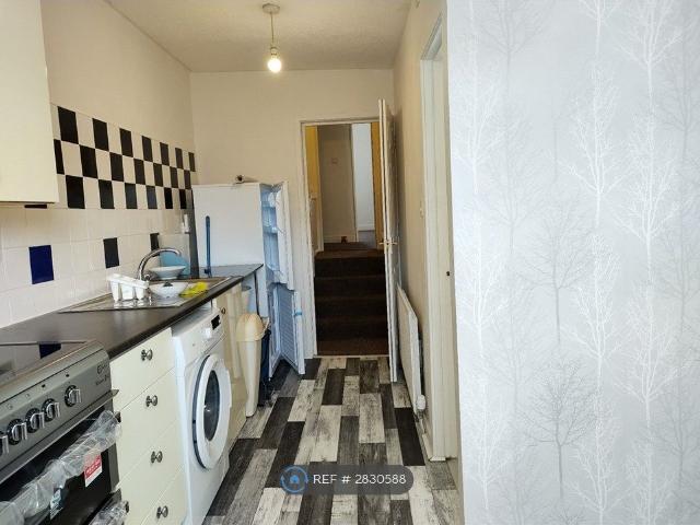 Kent St, Cardiff CF11, 2 bed flat to rent, £1,075 pcm | PrimeLocation