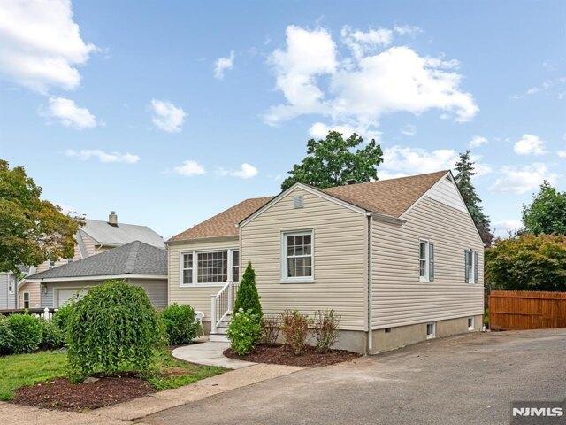 Kenter Pl, Clifton, Home For Sale