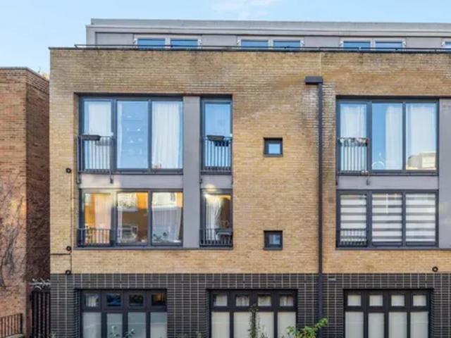 Kentish Town Baitul Aman Masjid, 156 158 Weedington Road, Maitland Park, London, NW5 4NU, United Kingdom | 1 bed apartment for rent #167862470 | Rentberry