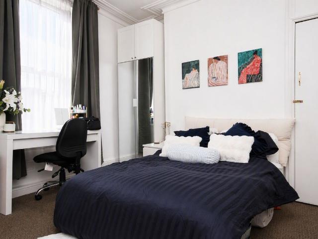 Kentish Town Road, London NW1, Studio to rent, £1,400 pcm | PrimeLocation