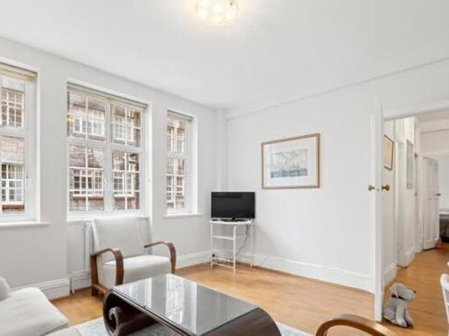 Kenton Court, Kensington High Street, 1 Bedroom Flat