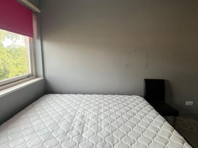 Kenton Close, Bracknell RG12, Studio to rent, £995 pcm | PrimeLocation