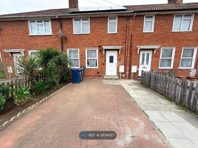Kenton, Harrow HA3, 2 bed flat to rent, £1,995 pcm | PrimeLocation