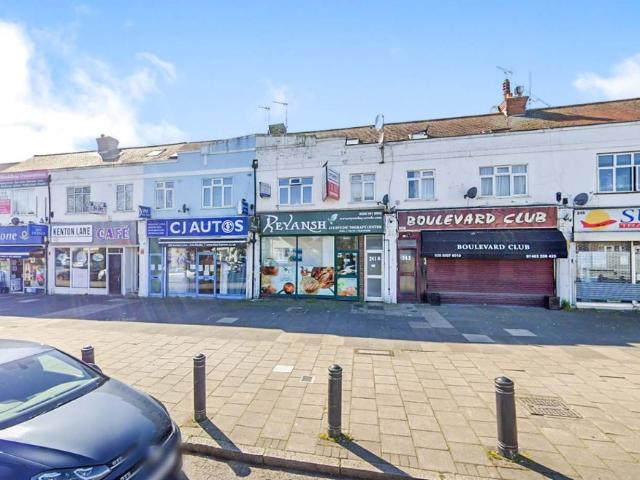 Kenton Lane, Kenton, Harrow HA3, 2 bed flat to rent, £1,650 pcm | PrimeLocation