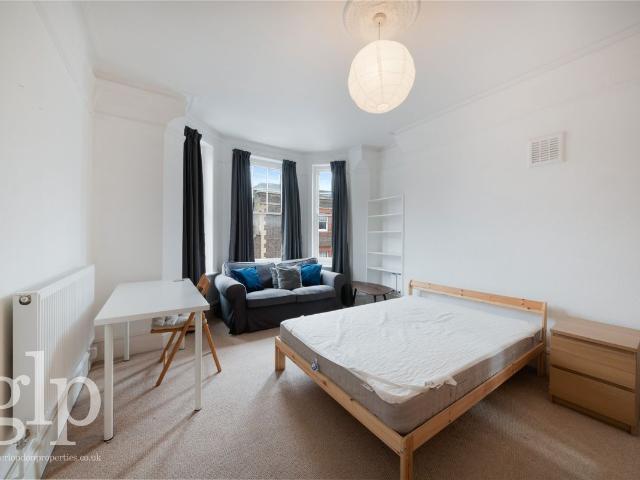 Kenton Street, Bloomsbury WC1N, 3 bed shared accommodation to rent, £3,878 pcm | PrimeLocation