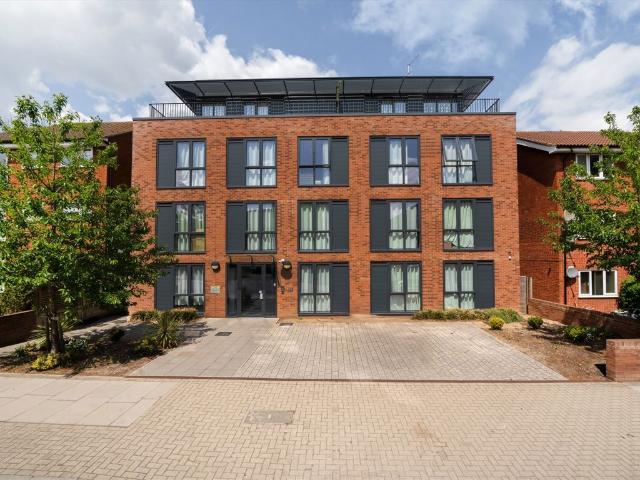 Kenton Road, Harrow HA3, Studio to rent, £1,450 pcm | PrimeLocation