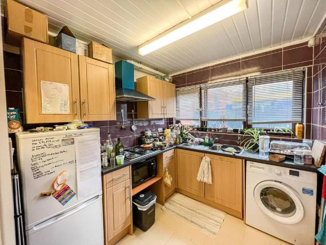 Kenton Road, Harrow, HA3 1 bed flat to rent £1,450 pcm £335 pw