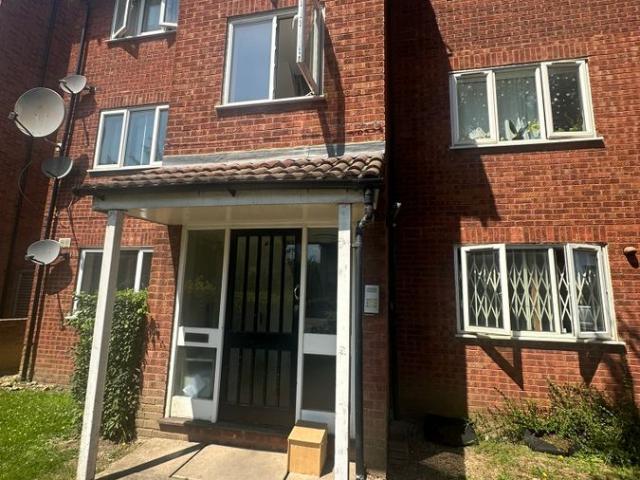 Kenton Road, Kenton HA3, 1 bed flat to rent, £1,350 pcm | PrimeLocation