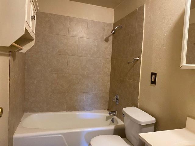 KENTON TRIPLEX 2 Bedroom Apartment for Rent at 3133 N Russet St, Portland, OR 97217 Kenton
